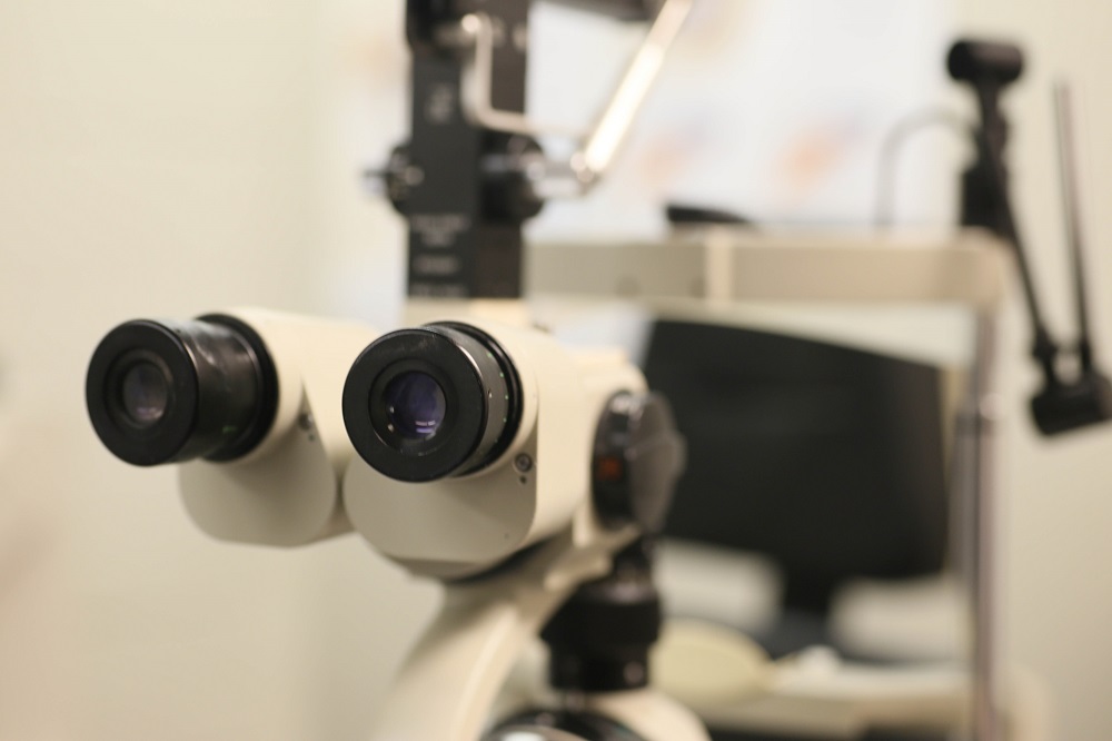 Low Vision | Metrolina Association for the Blind